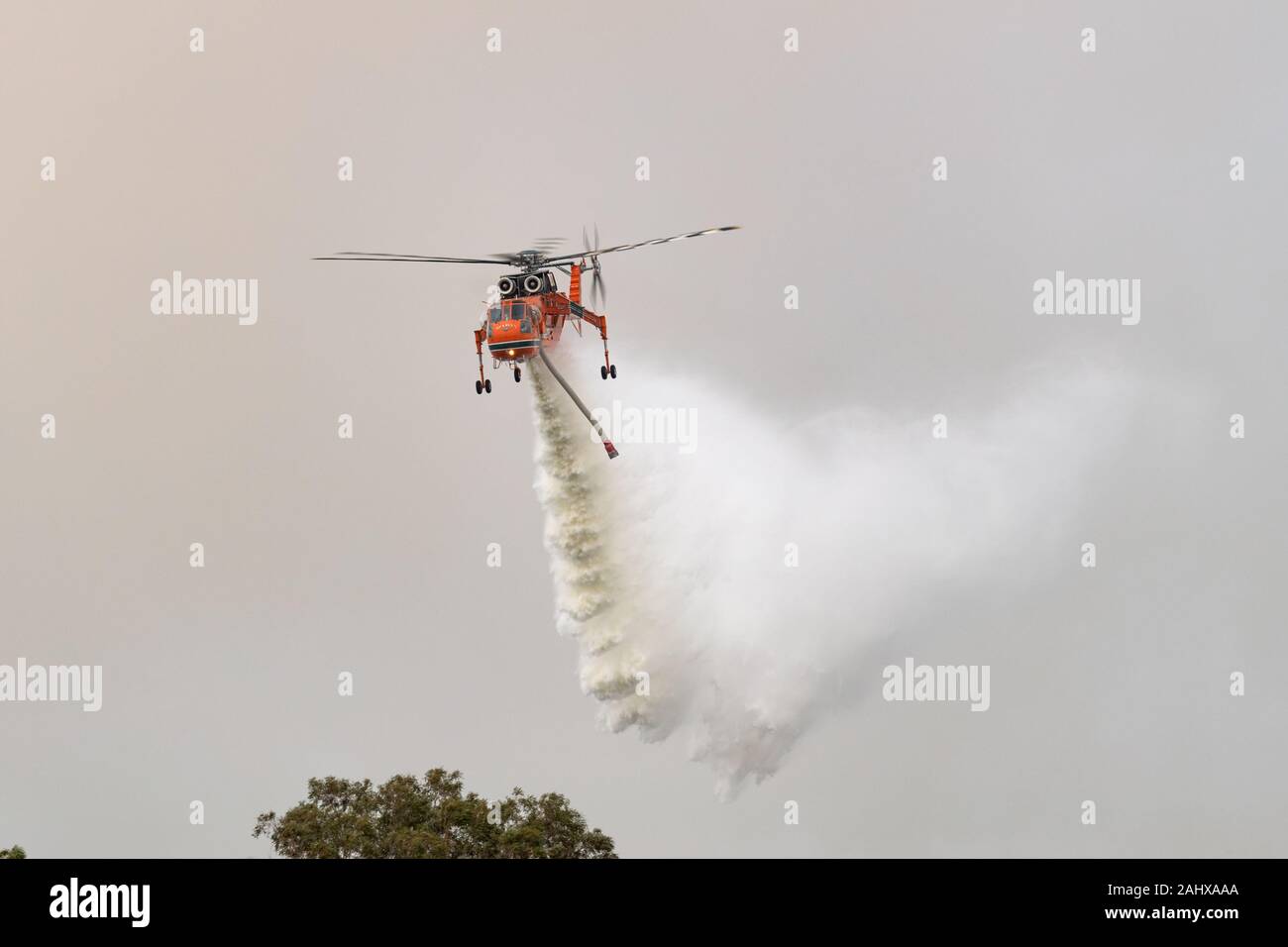 Sikorsky s 64 skycrane fire hi-res stock photography and images - Alamy