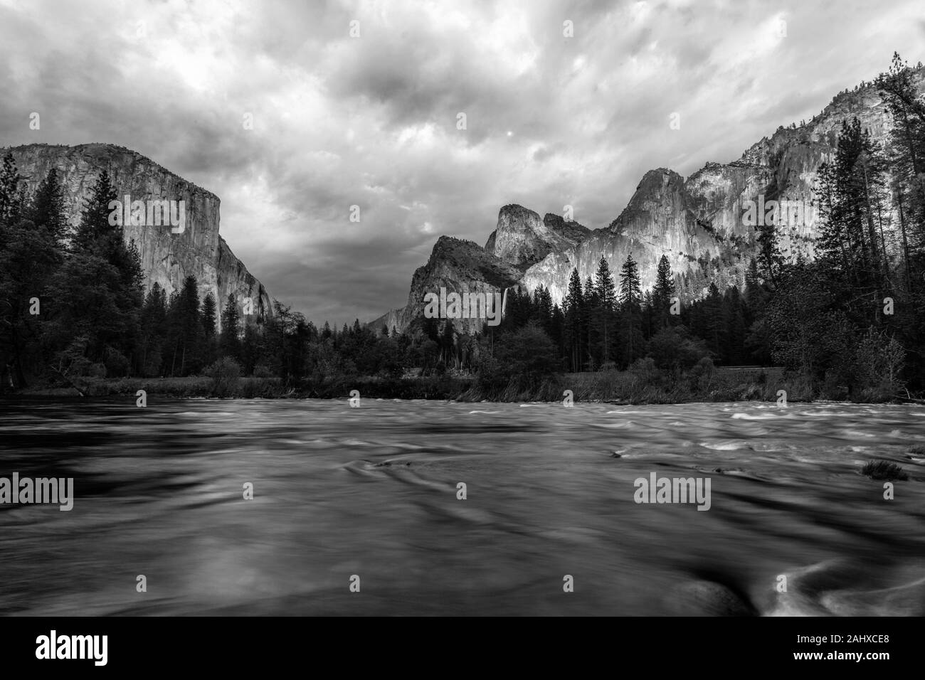 Dome gates hi-res stock photography and images - Alamy