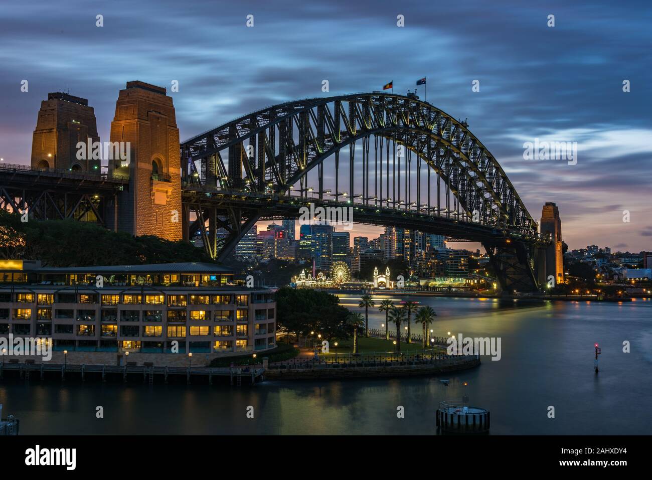 Famous Sydney landmark Sydney Harbour Bridge at night. NSW, Australia ...