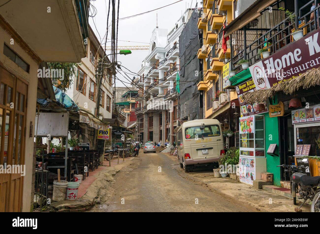 Sapa street shops hi-res stock photography and images - Alamy