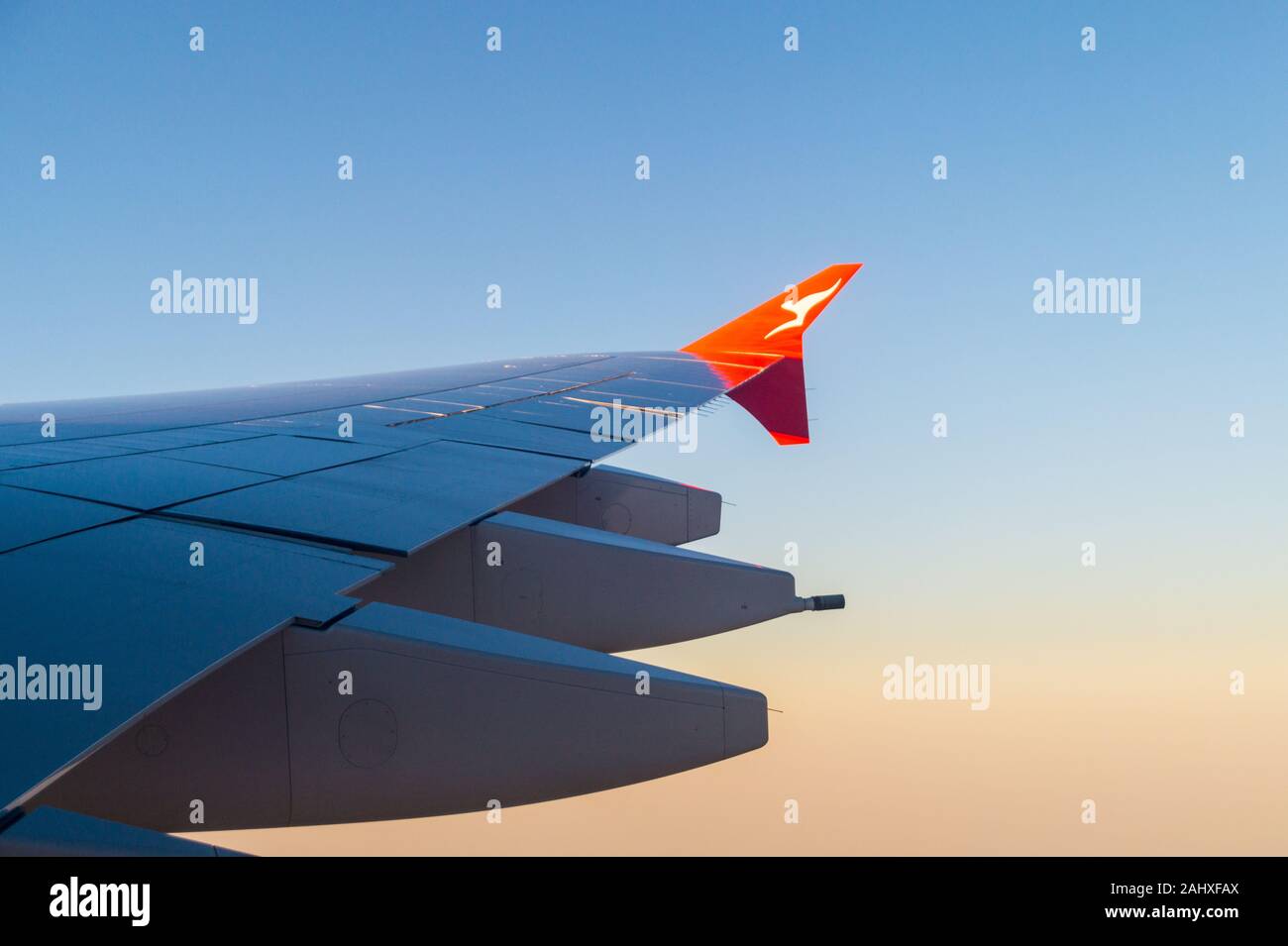 An airbus a380 airliner hi-res stock photography and images - Alamy