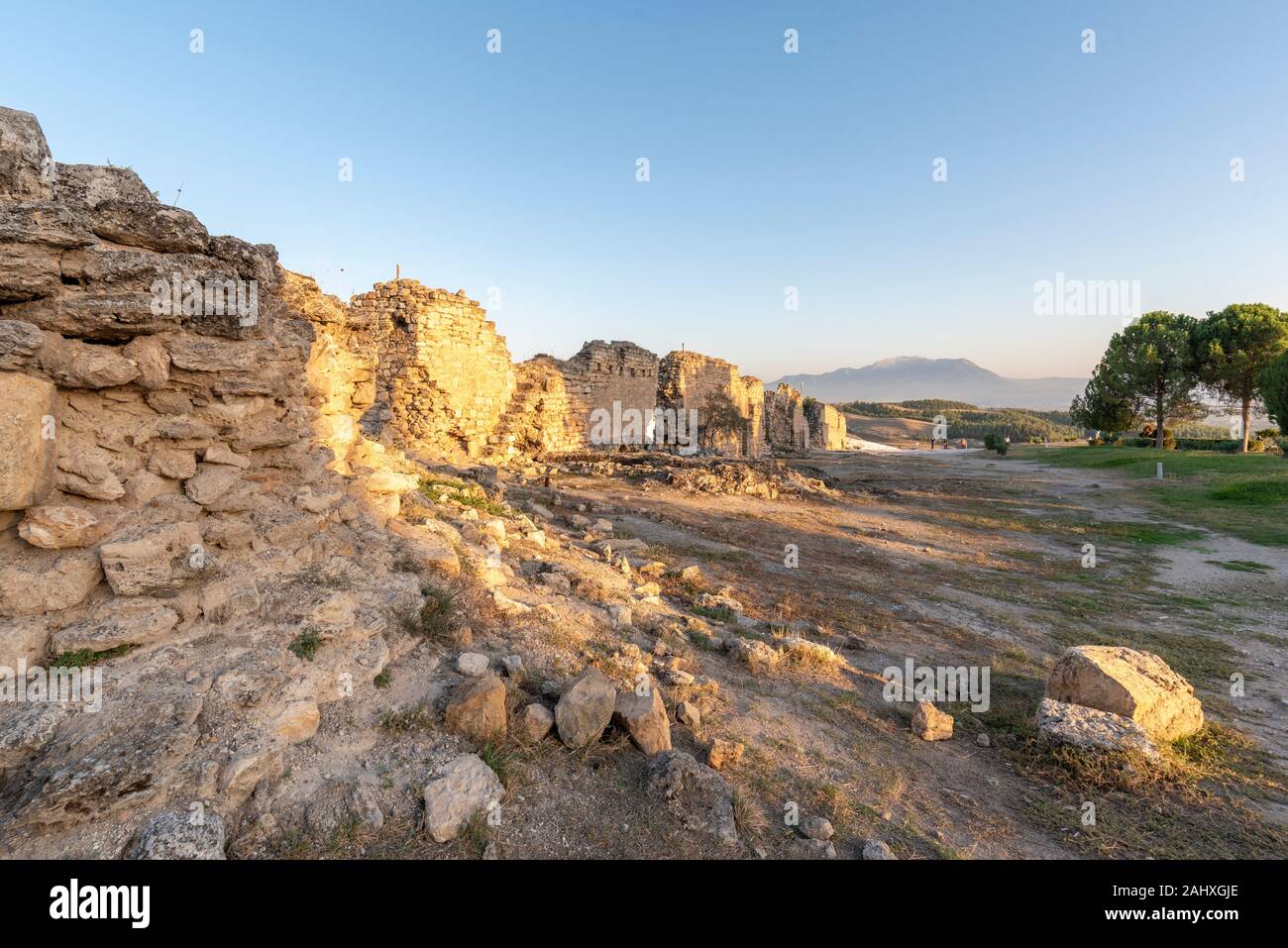 Hierapolis pamukkale archaeology museum hi-res stock photography and images - Alamy