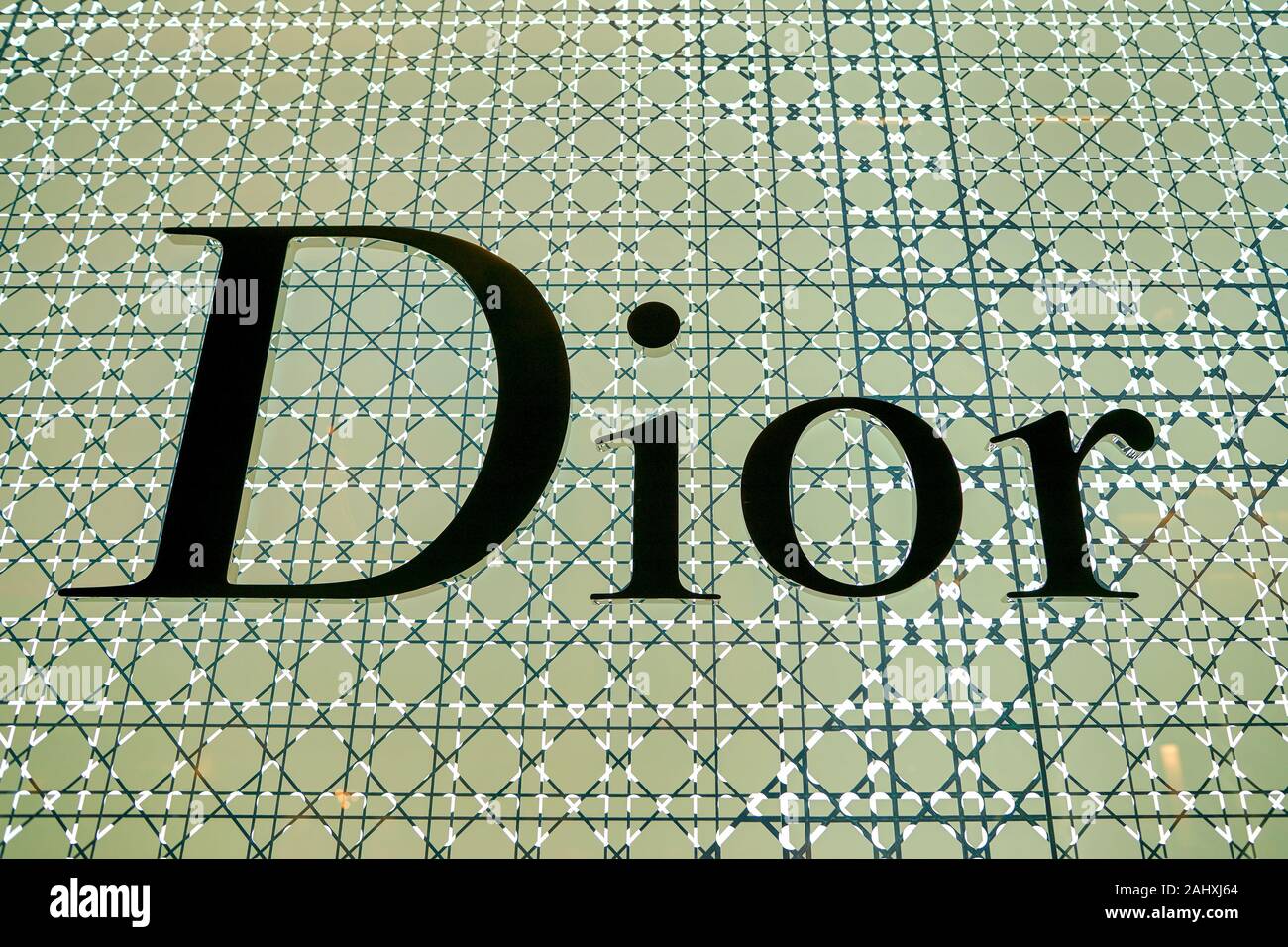 Christian dior outlet hi-res stock photography and images - Alamy
