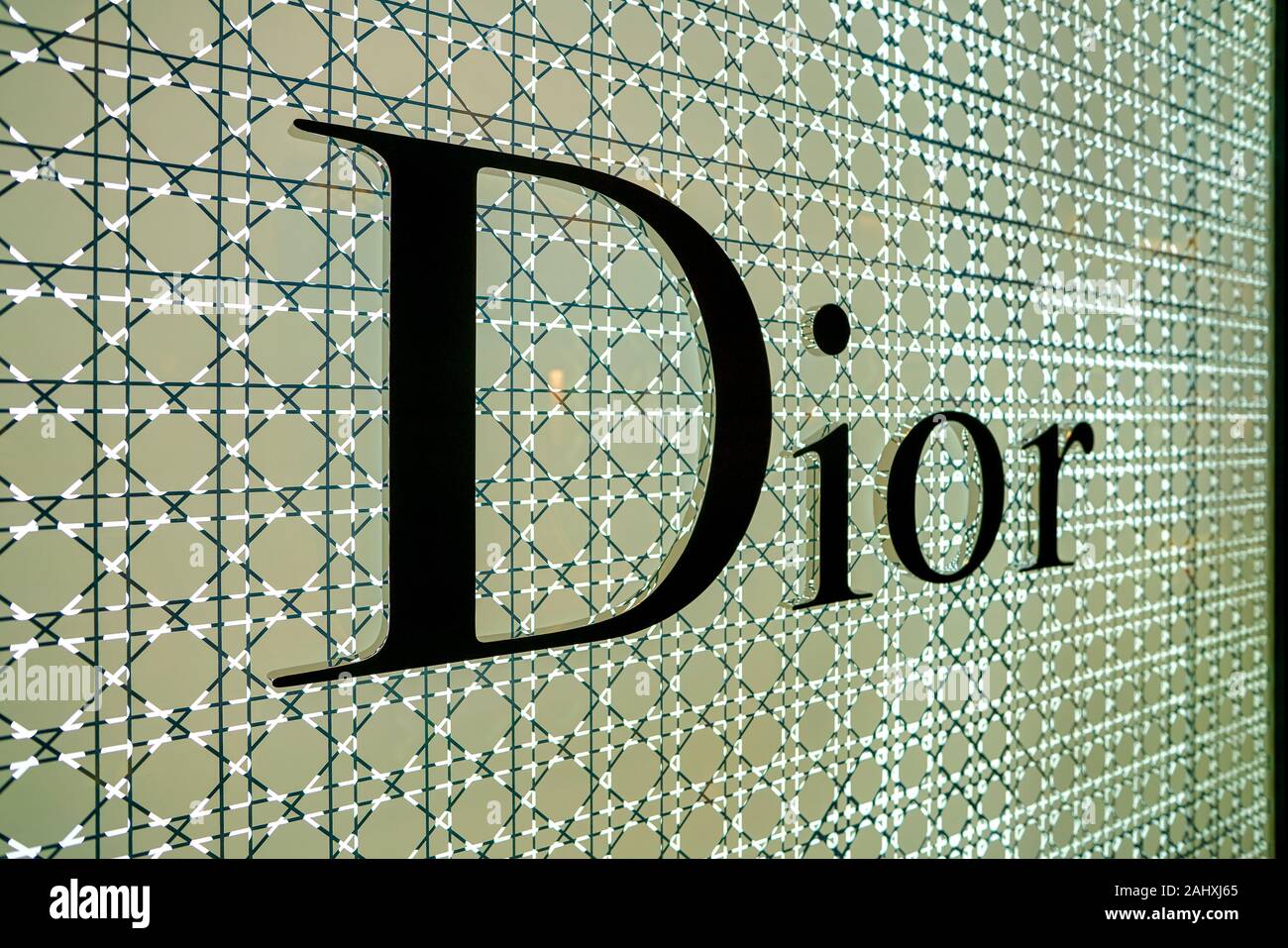 Christian dior outlet hi-res stock photography and images - Alamy