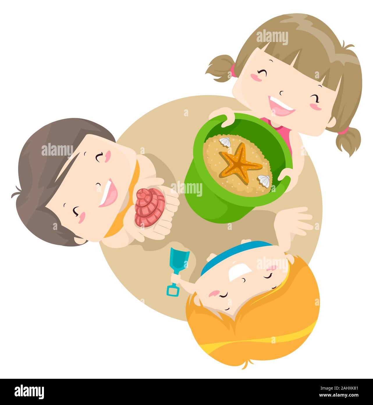 Beach children playing bucket Cut Out Stock Images & Pictures - Alamy