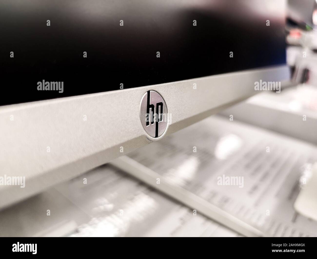 Hp logo hi-res stock photography and images - Alamy