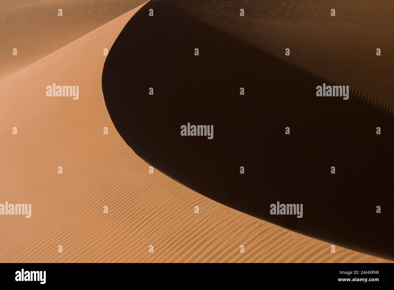 Uae amazing desert hi-res stock photography and images - Alamy