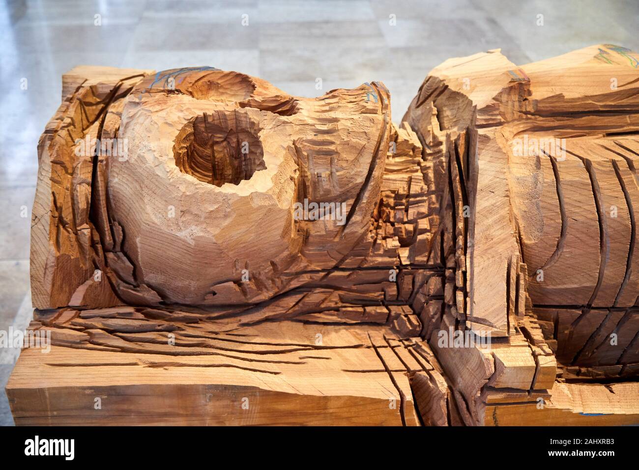 Sculpture skeleton hi-res stock photography and images - Alamy