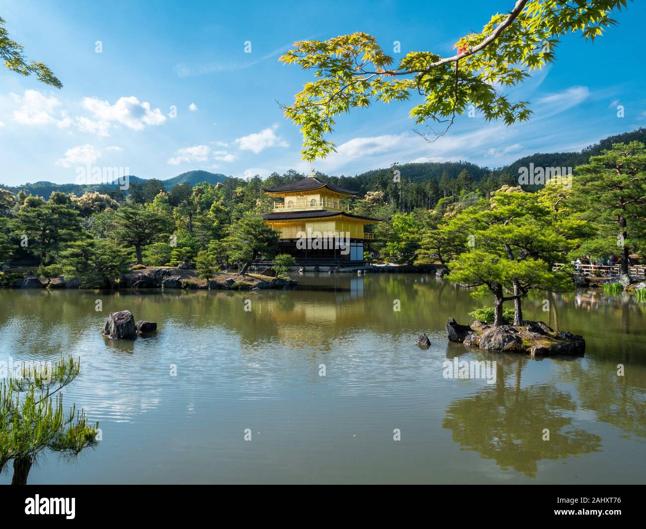 Japan well water house hi-res stock photography and images - Alamy