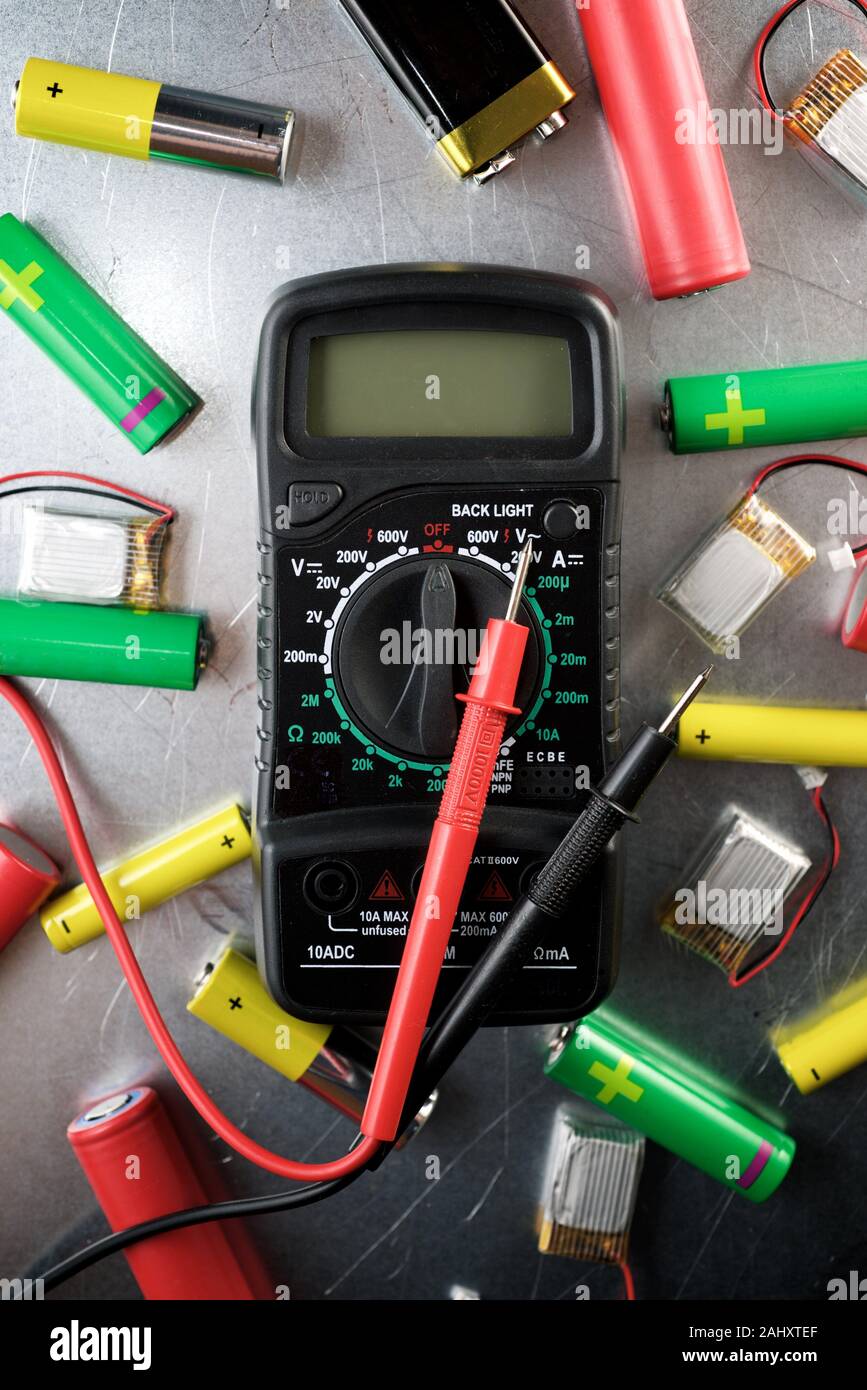 Electricity measuring device hi-res stock photography and images - Alamy