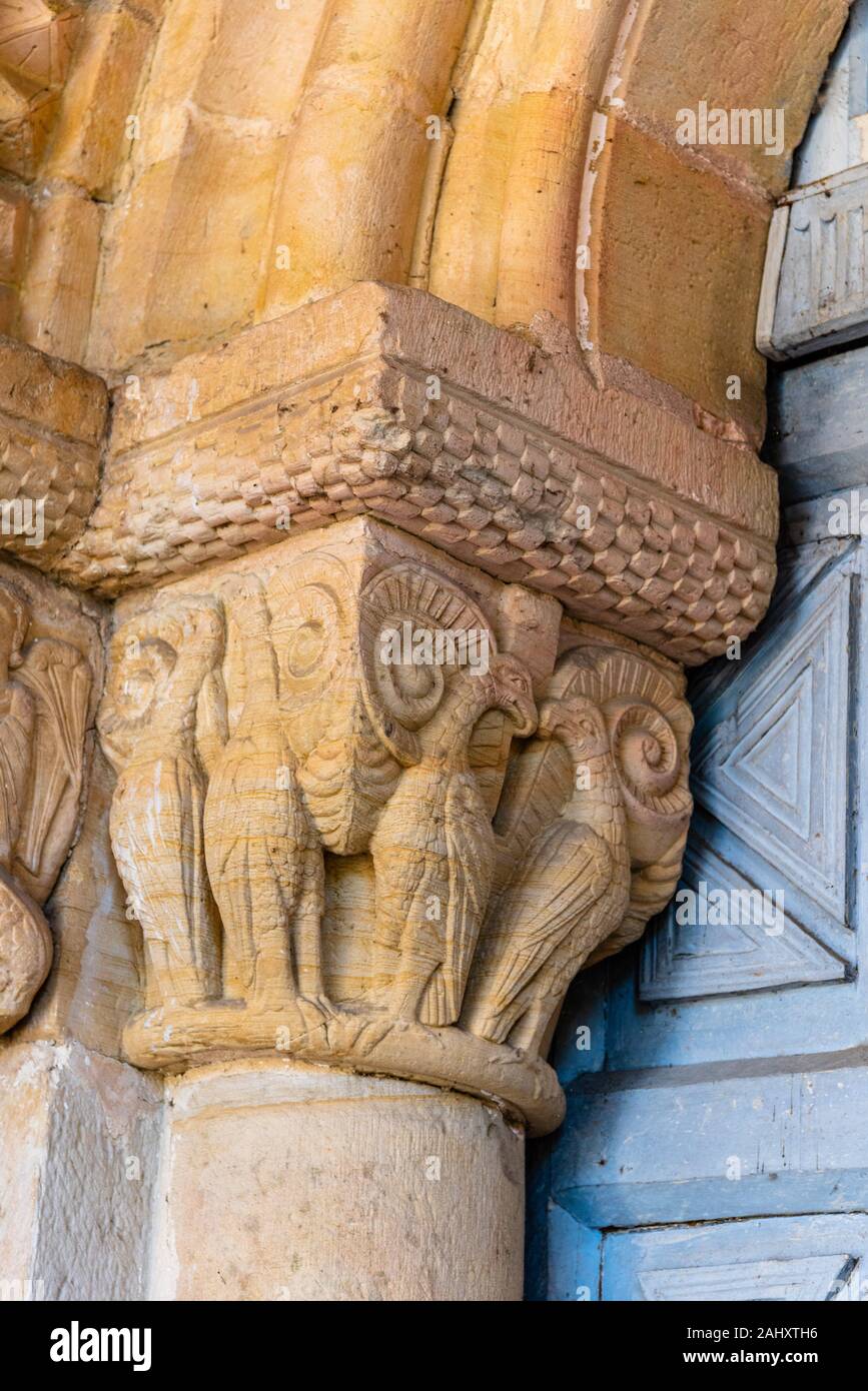 Romanesque capital hi-res stock photography and images - Alamy