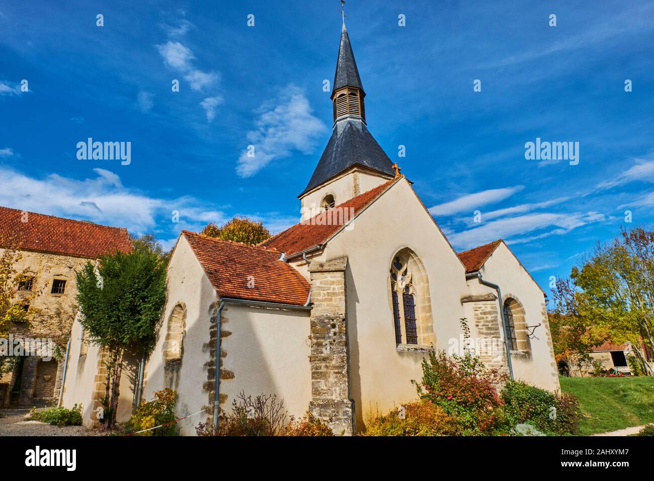 Sainte colombe hi-res stock photography and images - Alamy