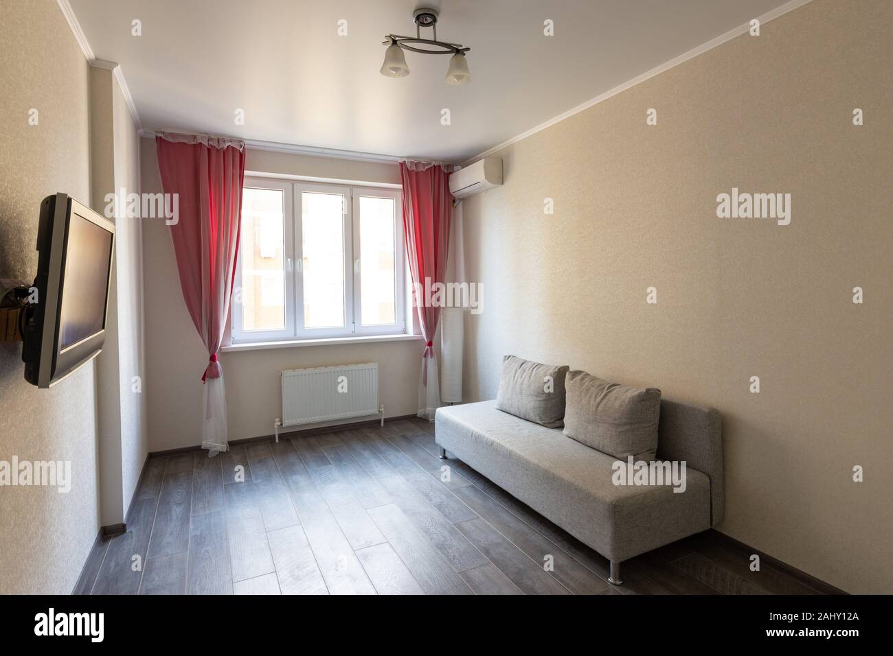 Modest hotel hi-res stock photography and images - Alamy