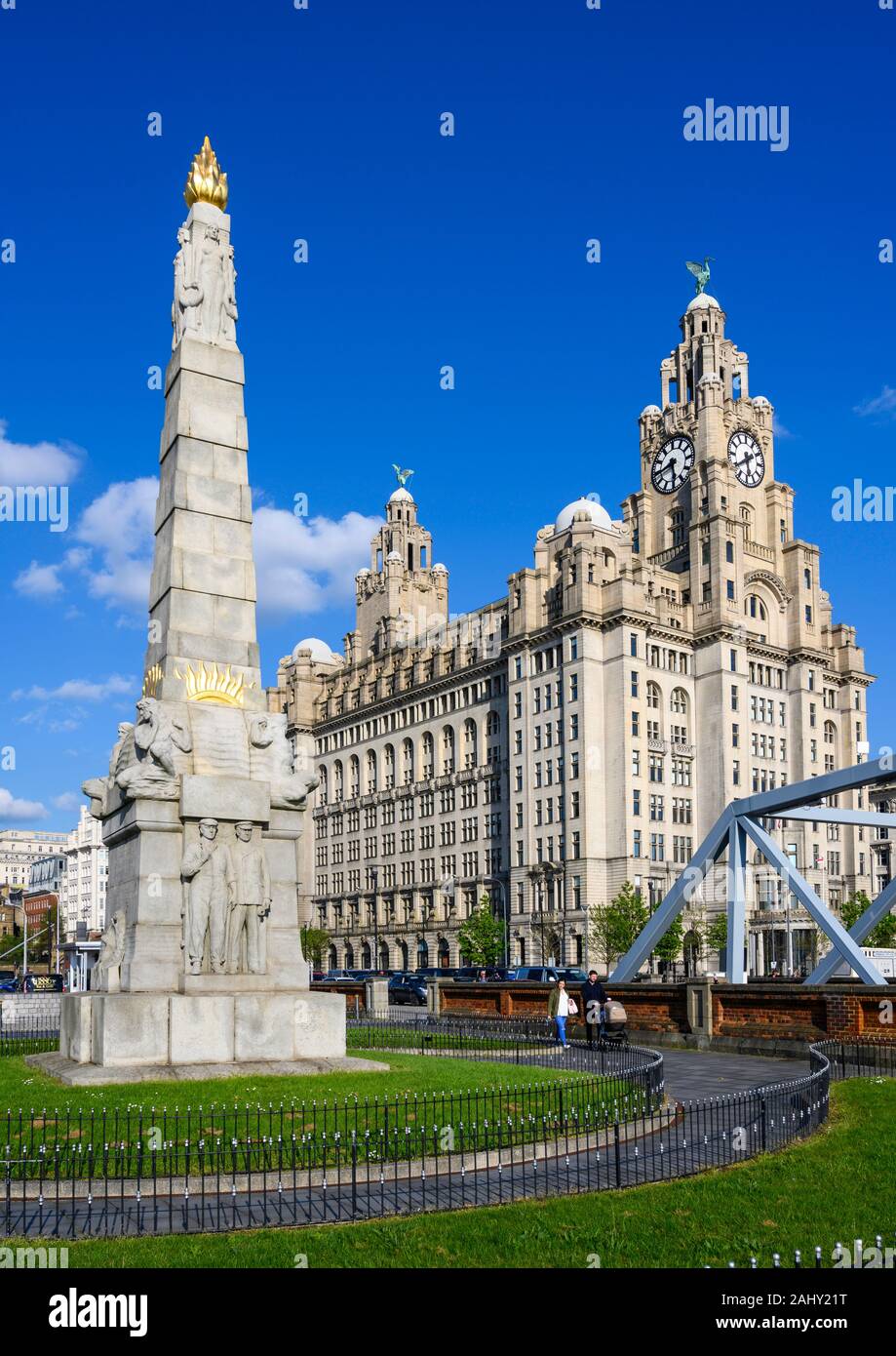 Memorial to the Engine Room Heroes of the Titanic and the Royal Liver ...