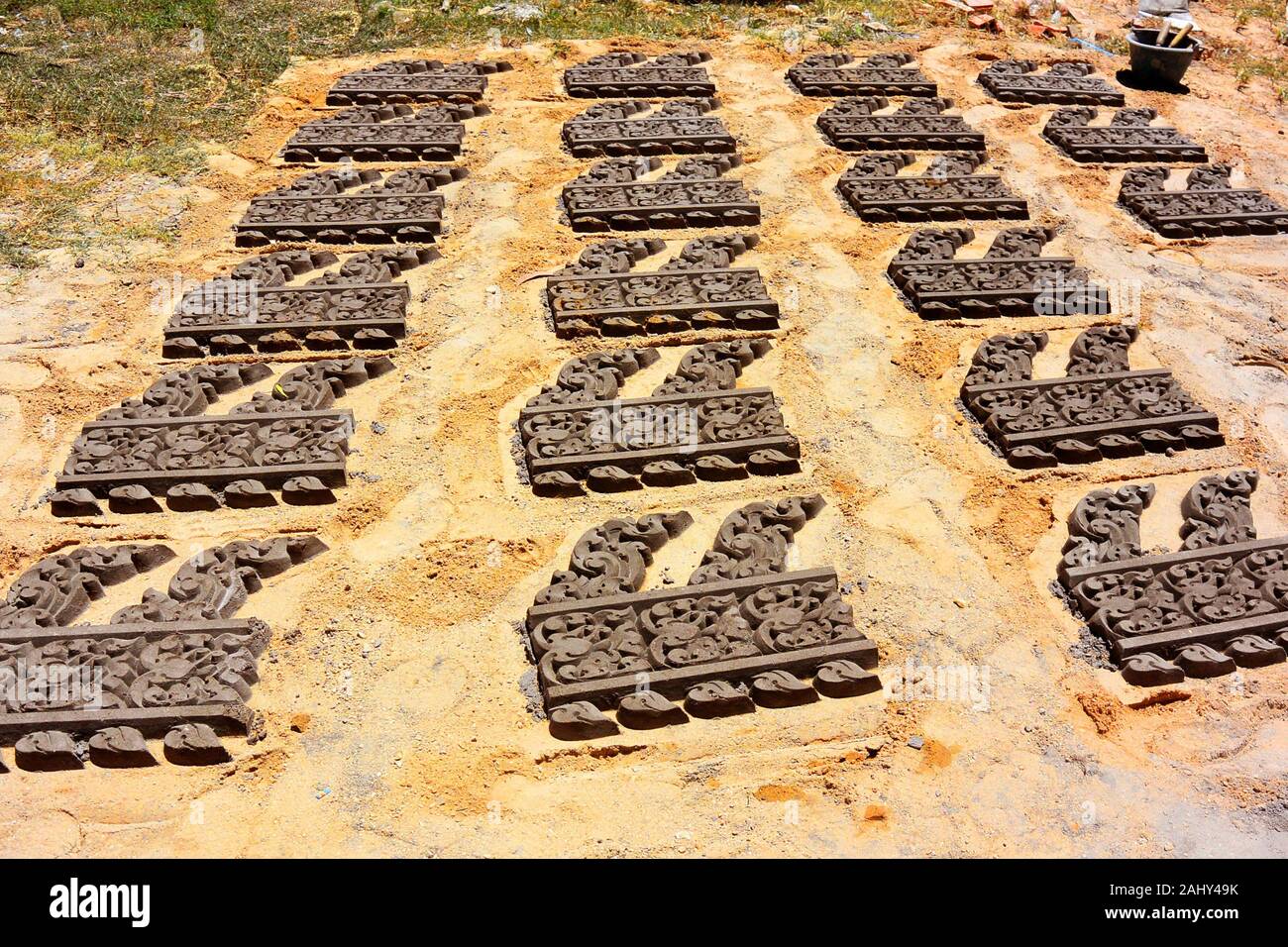 Building parts hi-res stock photography and images - Alamy