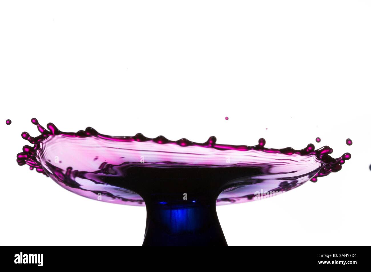 Water drops collision on white background, Water Shapes effect Stock ...