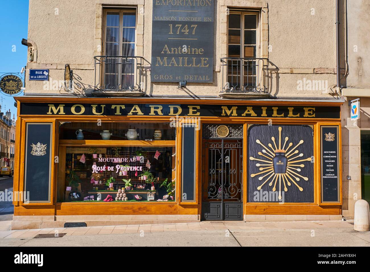 France, Burgundy, Côte-d'Or, Dijon, Unesco world heritage site, Maille ...