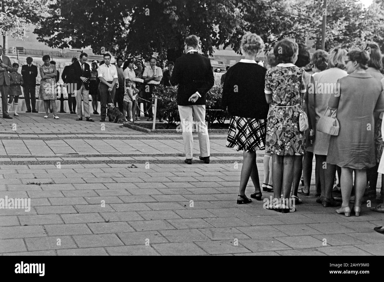 Black congregation 1960s hi-res stock photography and images - Alamy