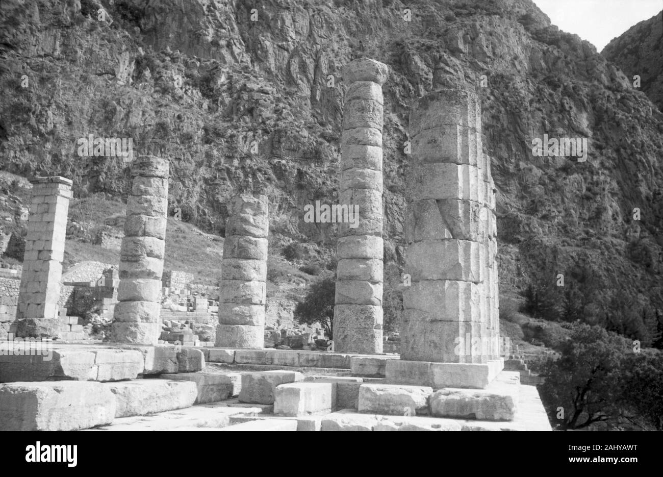 Apollo temple in oracle delphi Black and White Stock Photos & Images ...