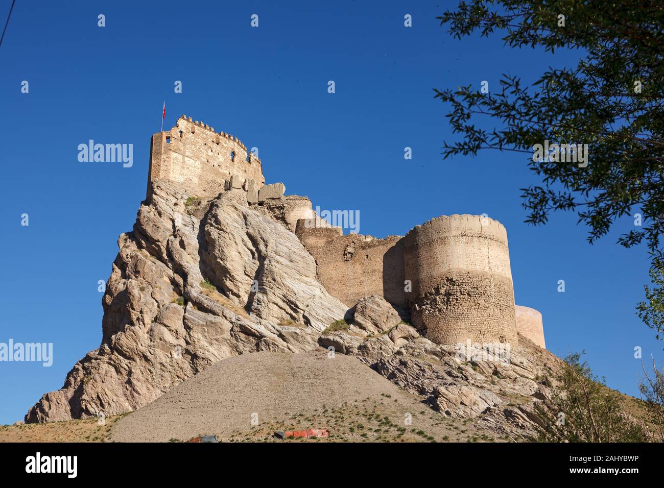 Hosap kalesi hi-res stock photography and images - Alamy