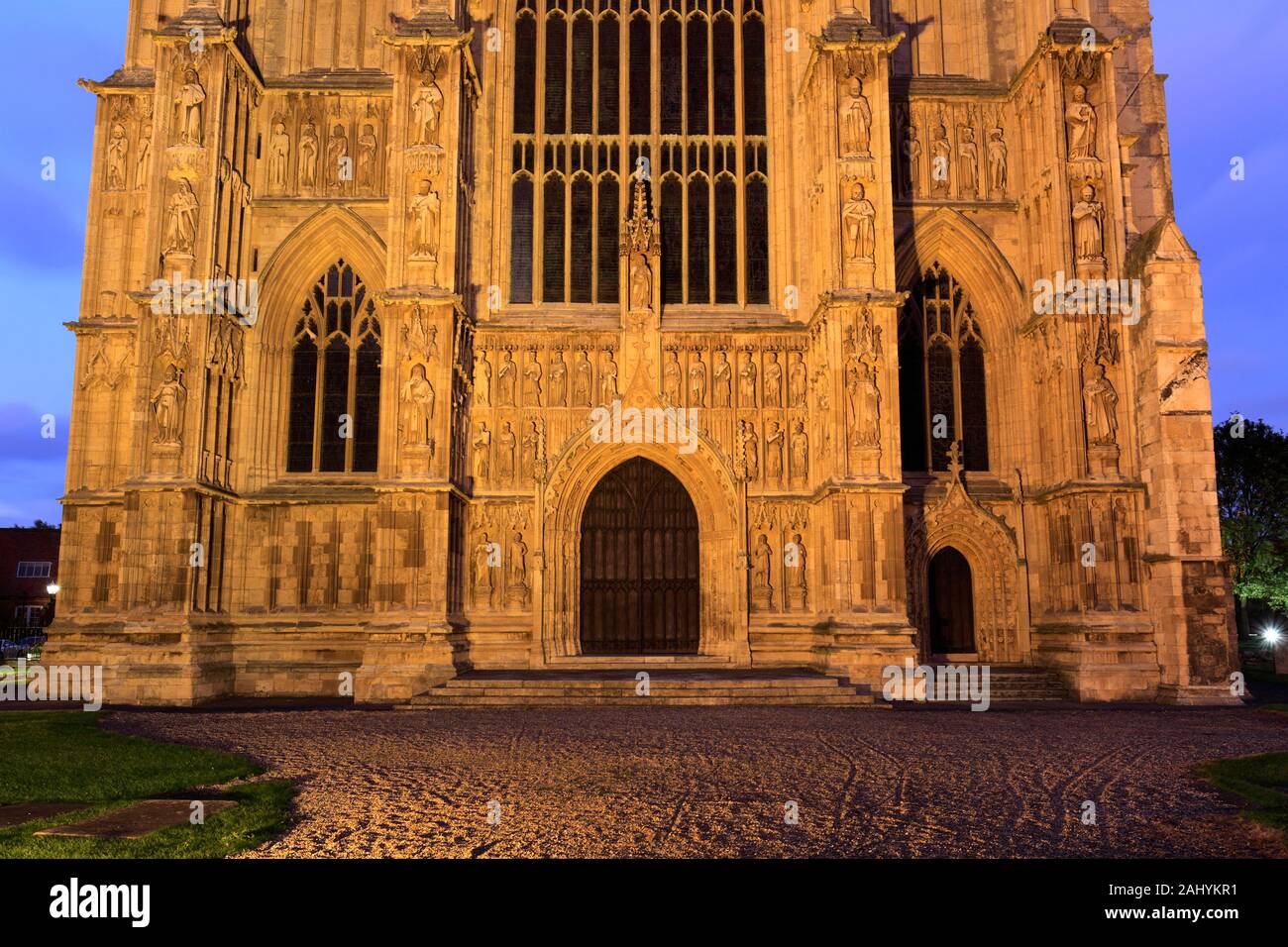 Beverley minster at night hi-res stock photography and images - Alamy