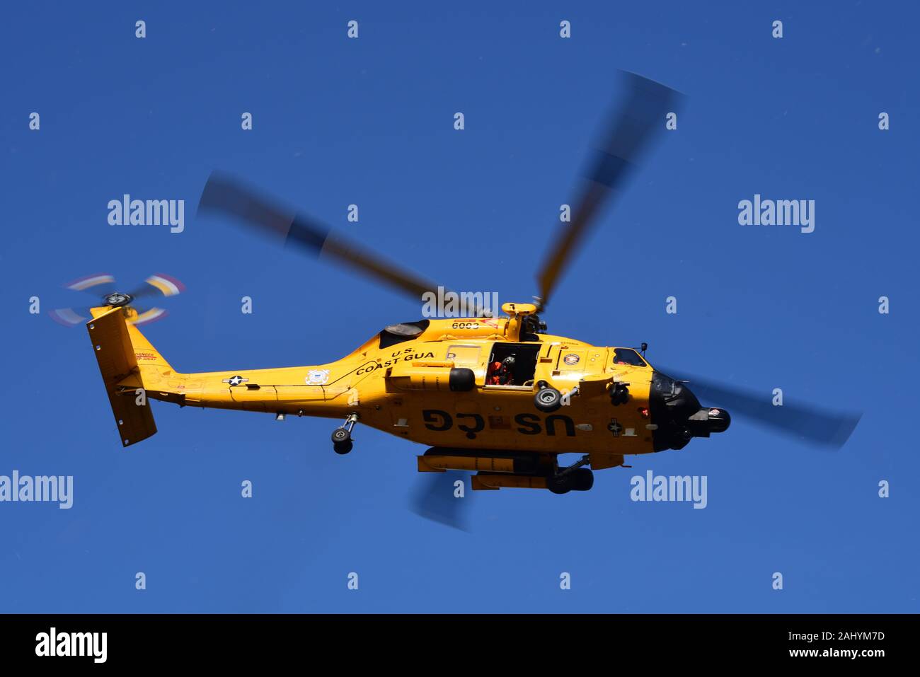 U S Coast Guard Mh 60 Jayhawk High Resolution Stock Photography and ...