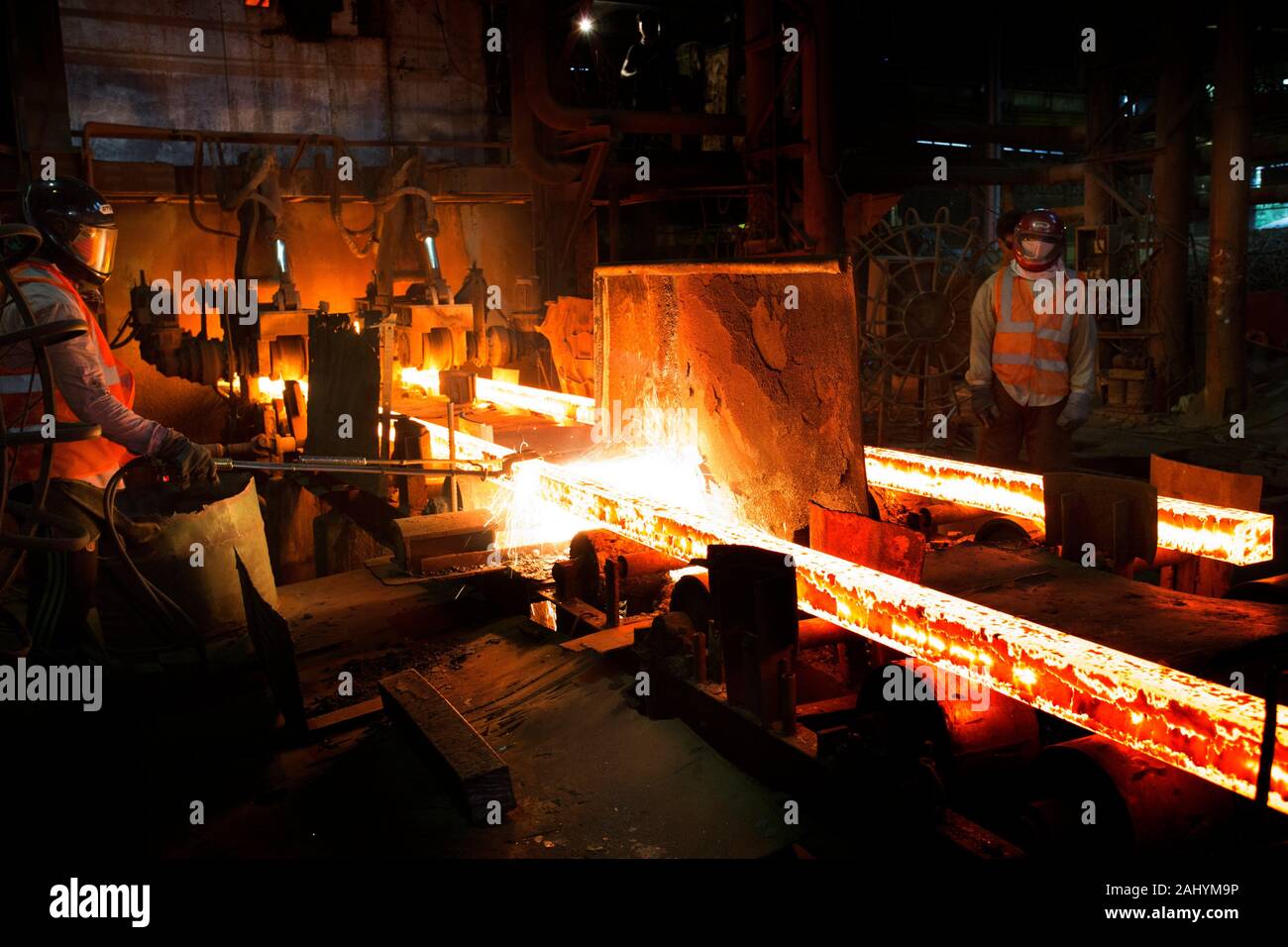 Workers Are Working Inside A Steel Mill Demra Dhaka Bangladesh Stock workers-are-working-inside-a-steel-mill-demra-dhaka-bangladesh-stock
