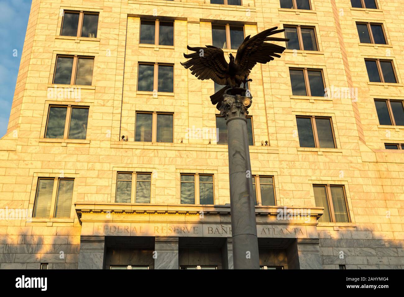 Federal reserve bank building hi-res stock photography and images - Alamy