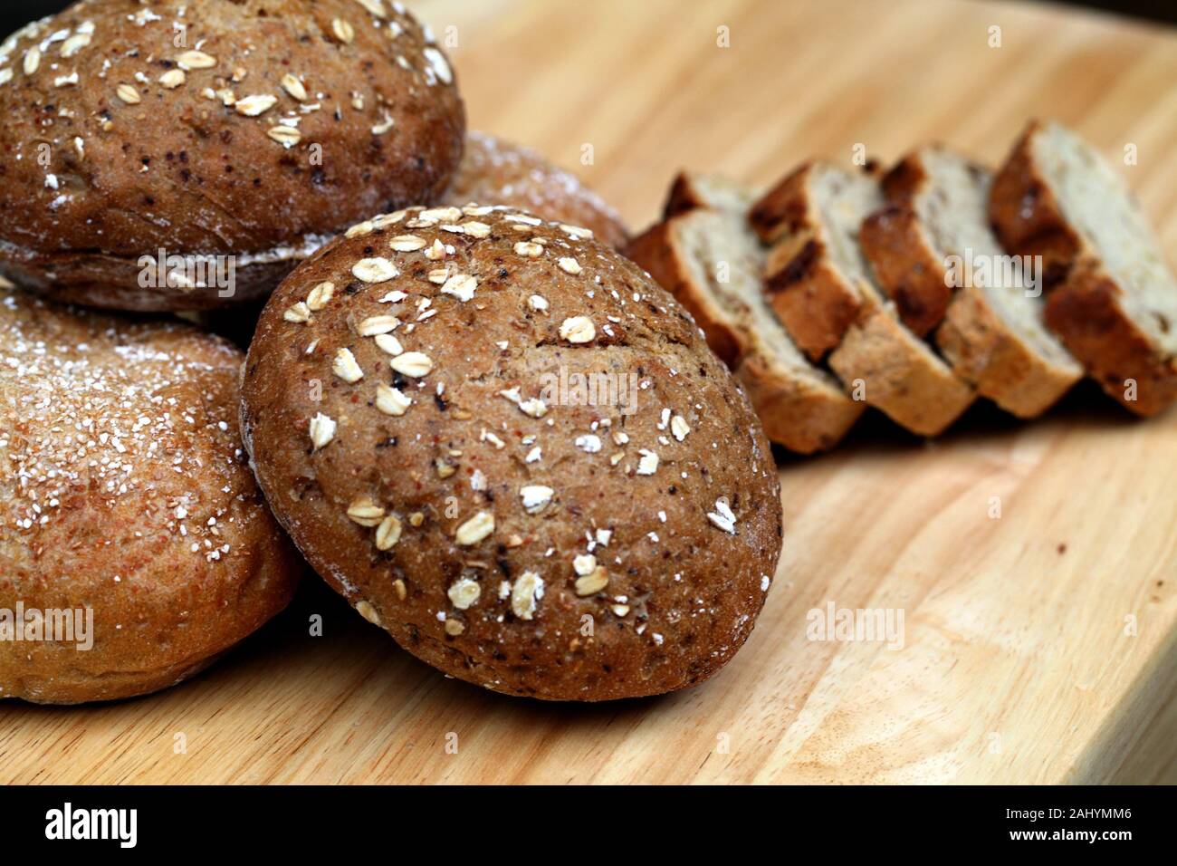 Hamburger bread hi-res stock photography and images - Alamy