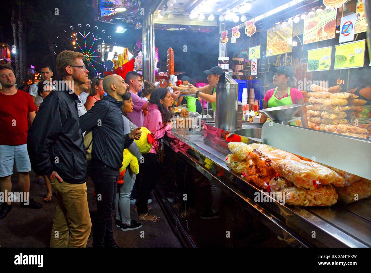 Food site hi-res stock photography and images - Alamy