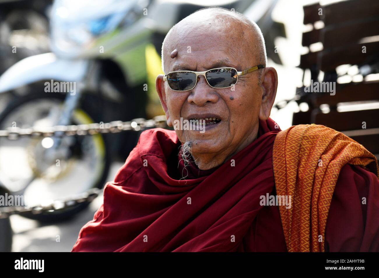 Old monk hi-res stock photography and images - Alamy