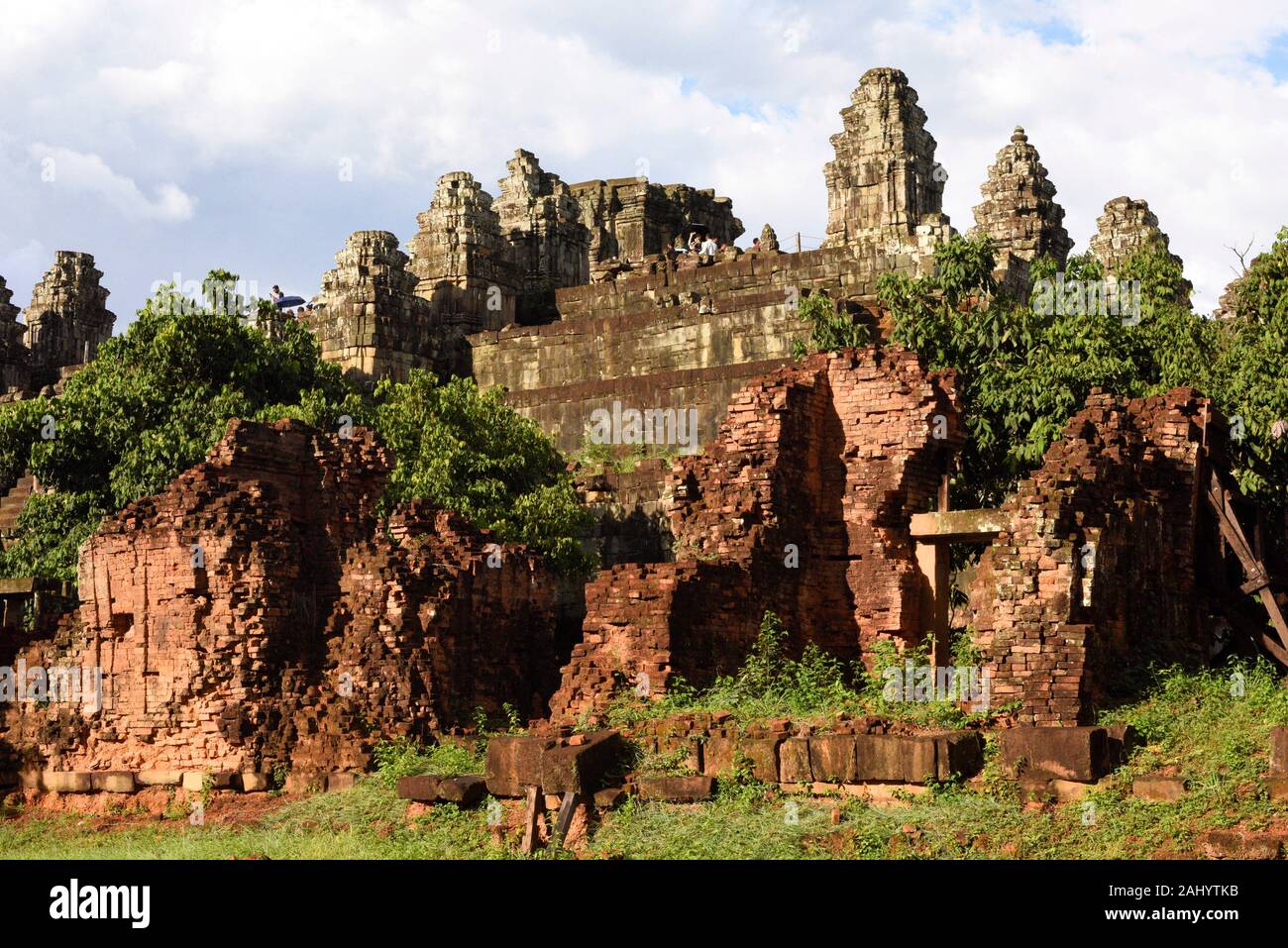 Phnom reap temple hi-res stock photography and images - Alamy