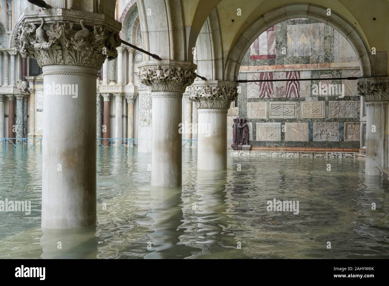 Tide Marks High Resolution Stock Photography and Images - Alamy