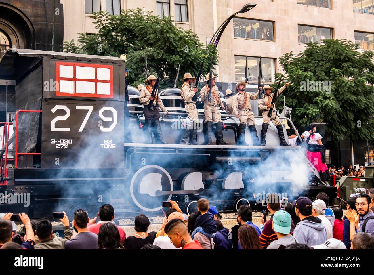 Steam Engine Parade Steam Locomotive High Resolution Stock Photography ...