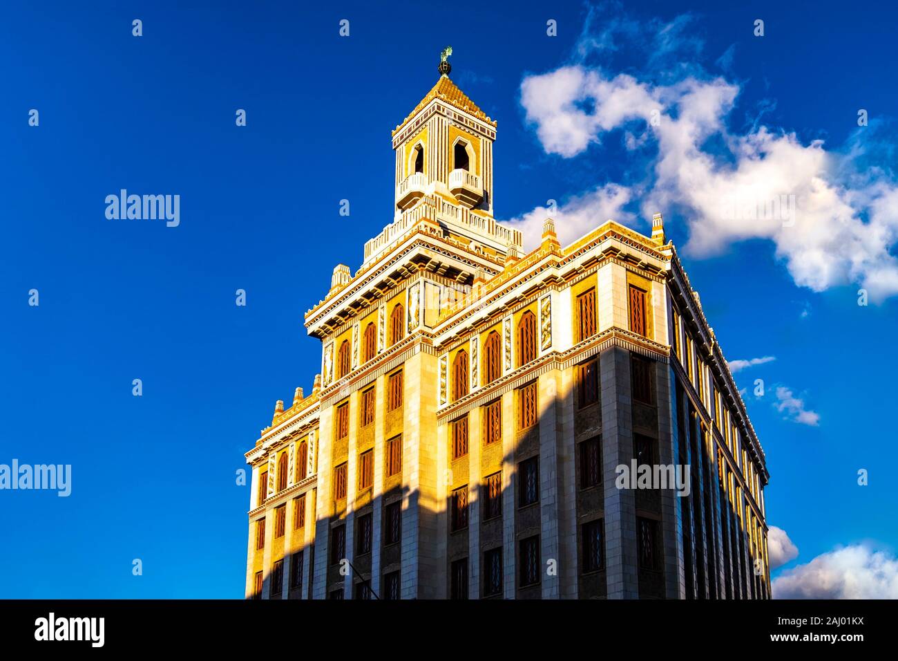 Bacardi Building High Resolution Stock Photography and Images - Alamy