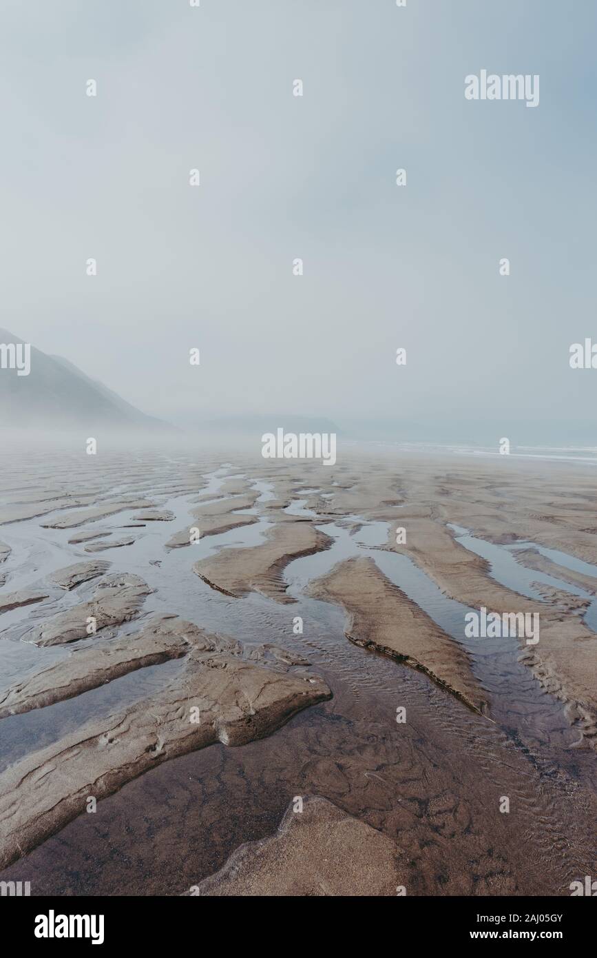 Dense coastal fog hi-res stock photography and images - Alamy