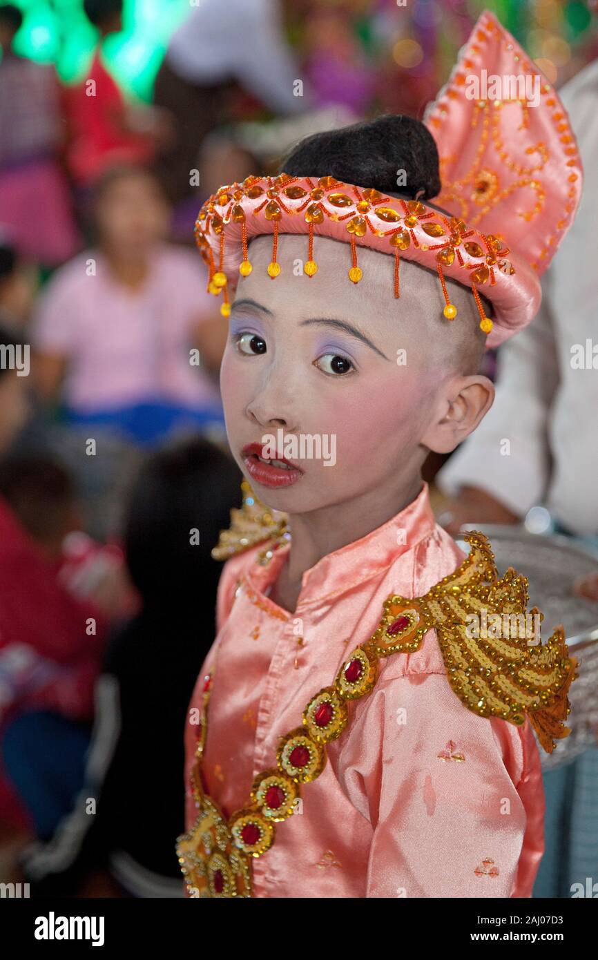 Young boys in Myanmar dressed as young Buddha prince Stock Photo - Alamy