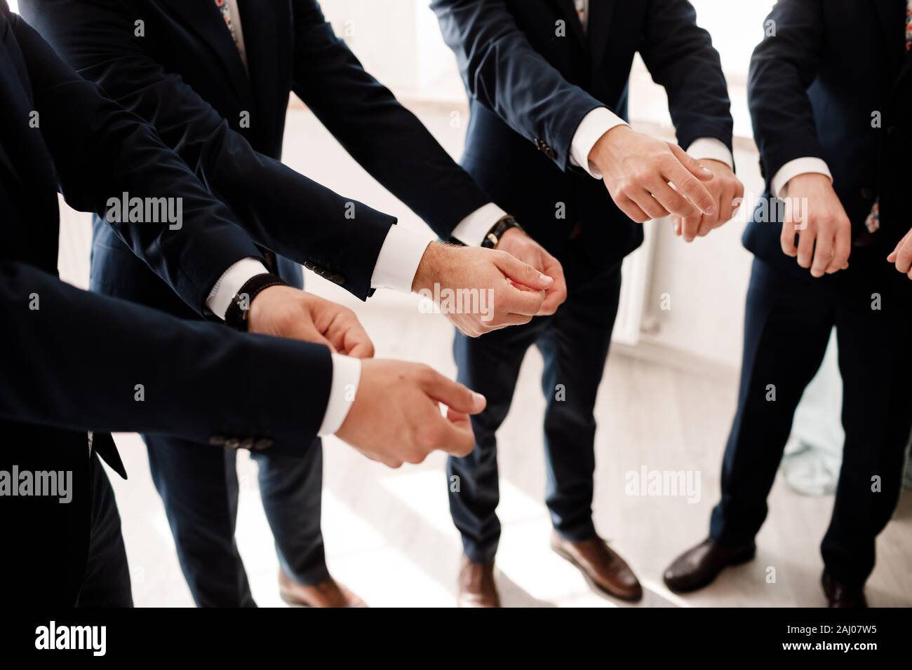 Groomsmen suit men friends hi-res stock photography and images - Alamy
