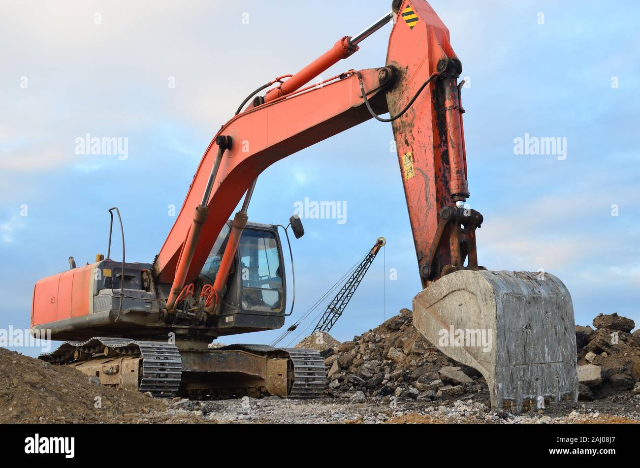 Stone slabs processing hi-res stock photography and images - Alamy