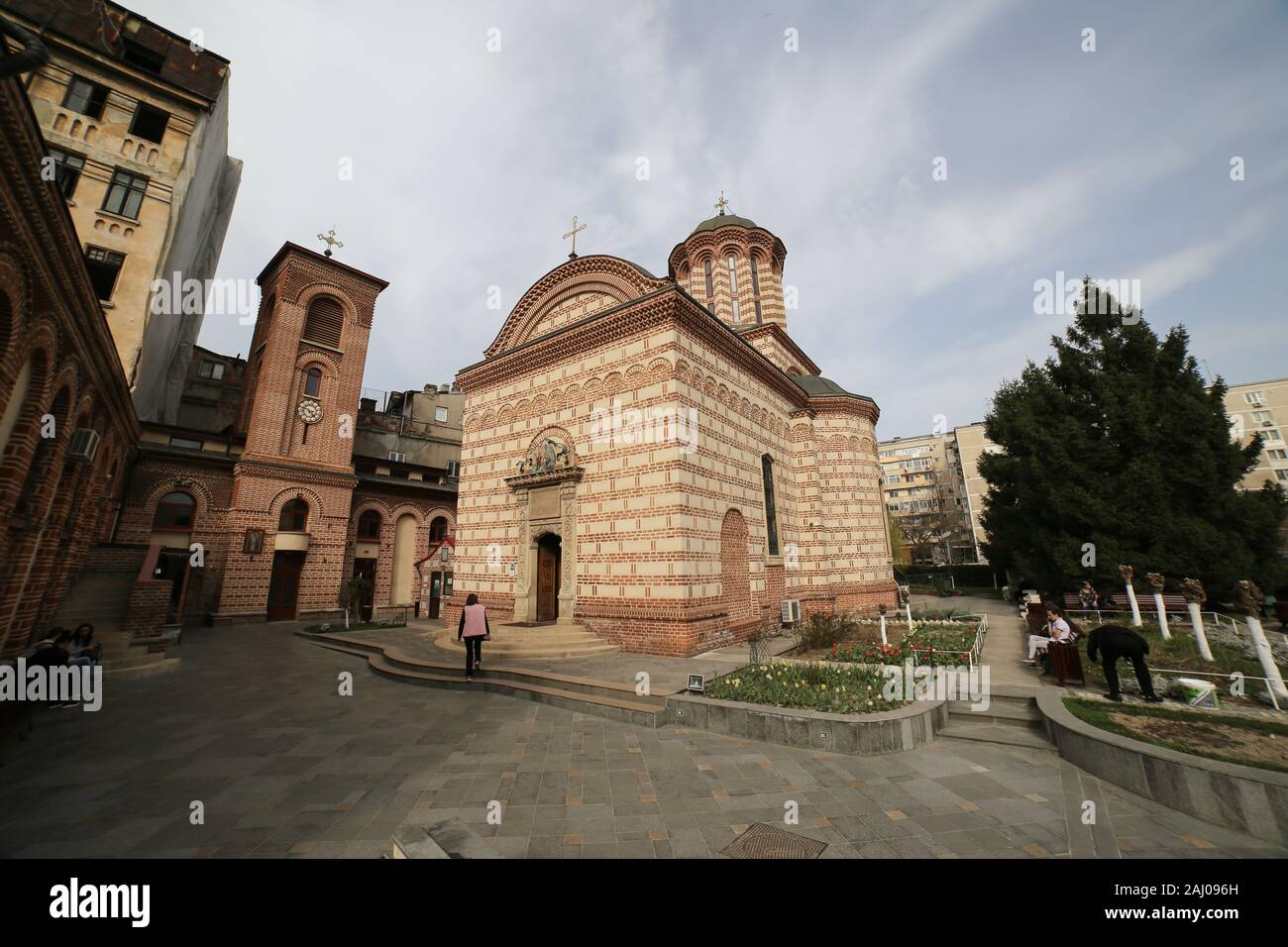 Classic medieval hi-res stock photography and images - Alamy