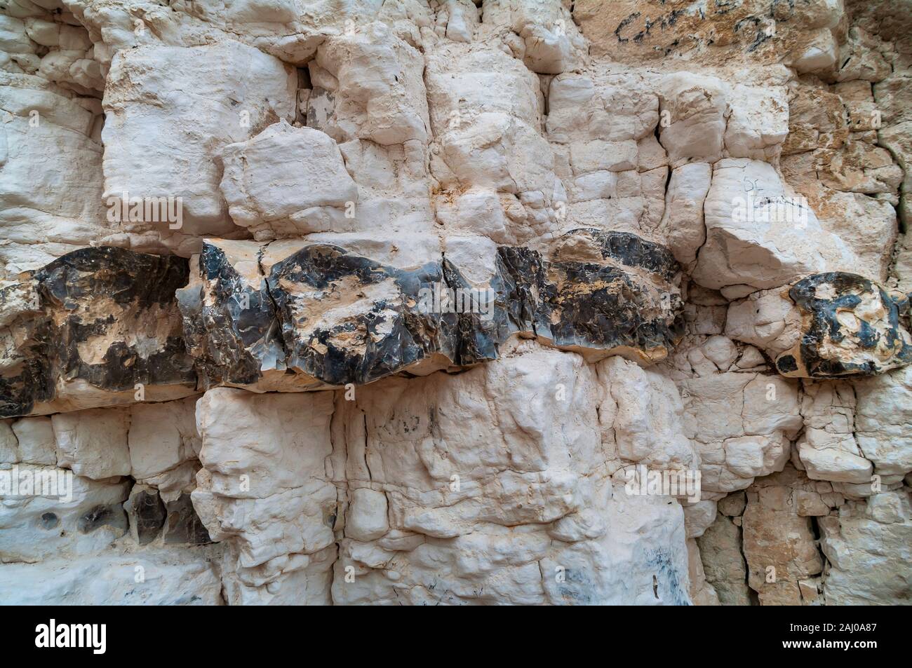 Flint nodules hi-res stock photography and images - Alamy