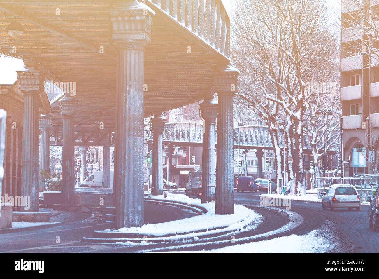 Bataille de Stalingrad square after snowfall Paris Stock Photo - Alamy