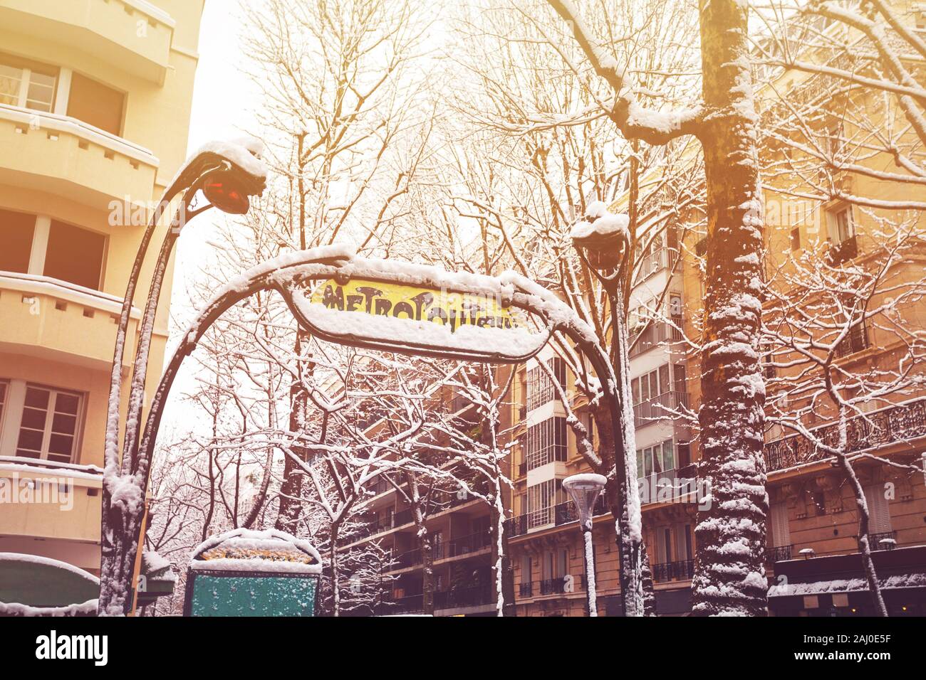 Paris metropolitan metro station covered with snow Stock Photo - Alamy
