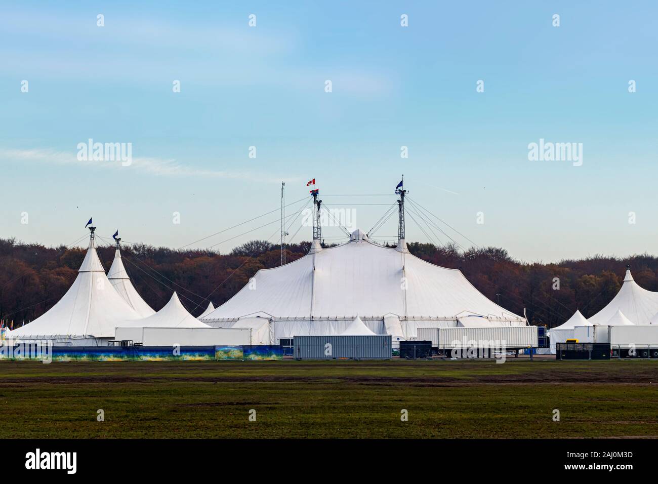 Stage under a tent hi-res stock photography and images - Alamy