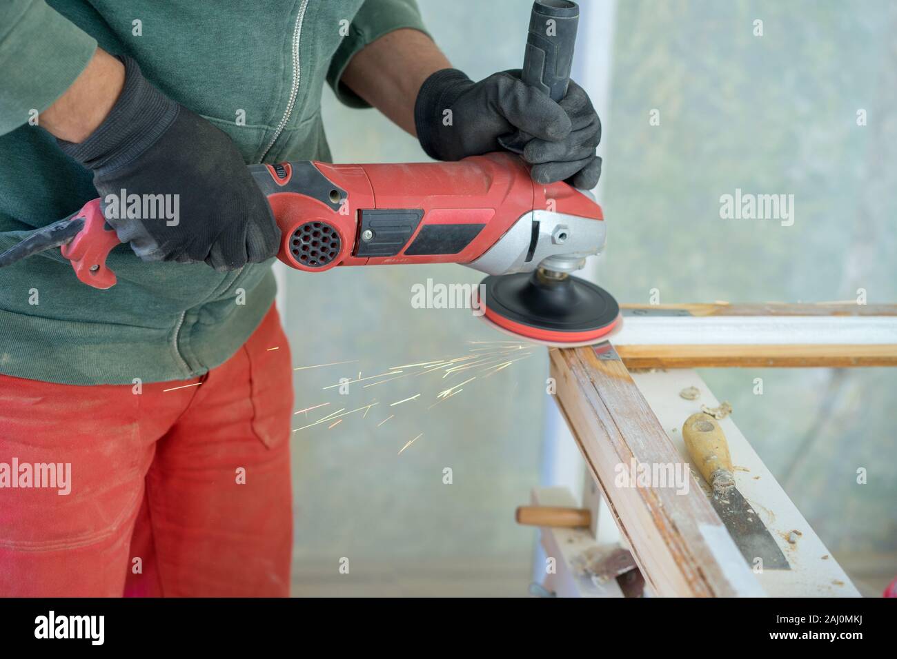 Carpenter works machine hi-res stock photography and images - Alamy