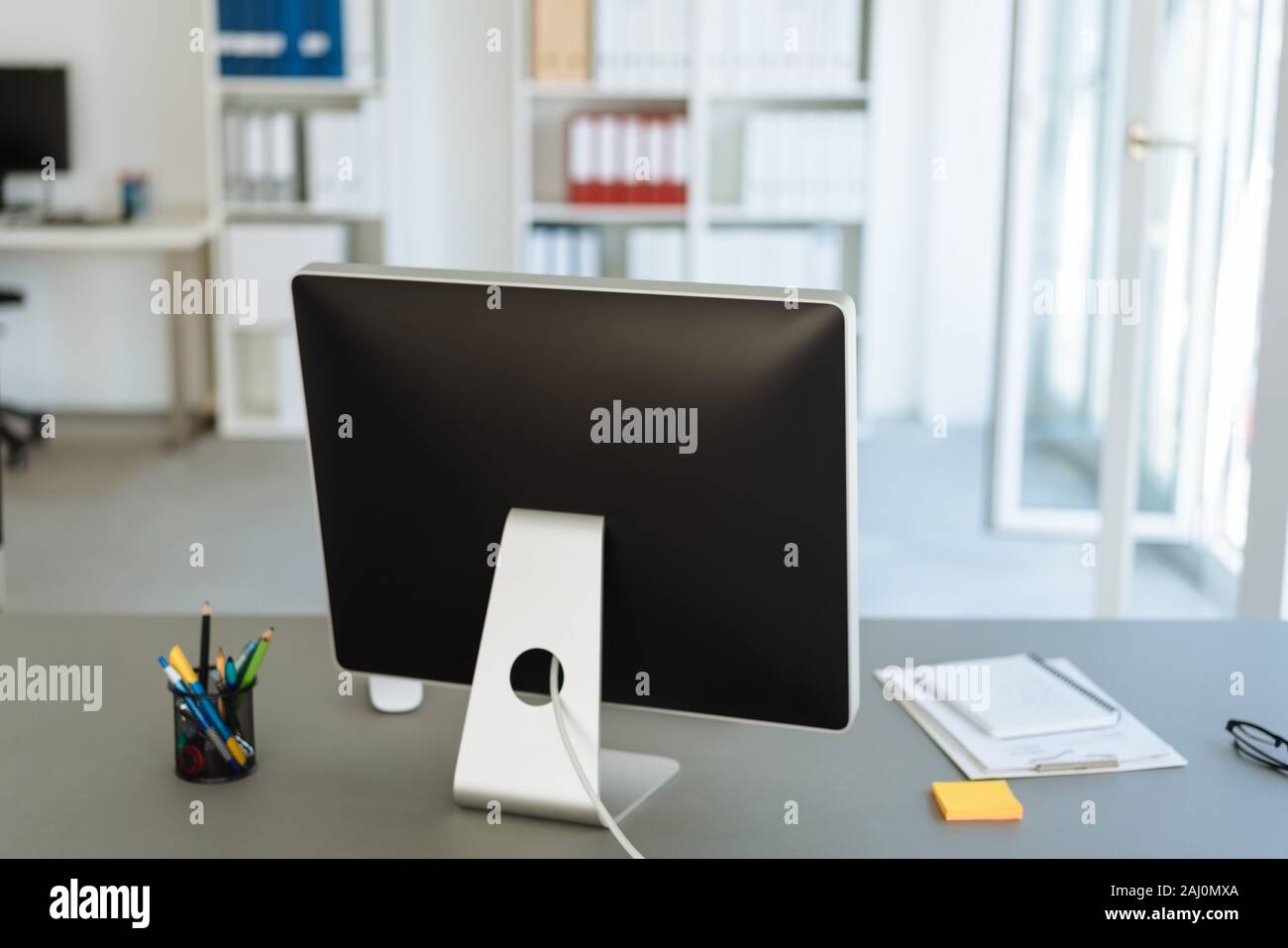 Empty office workstation hi-res stock photography and images - Alamy