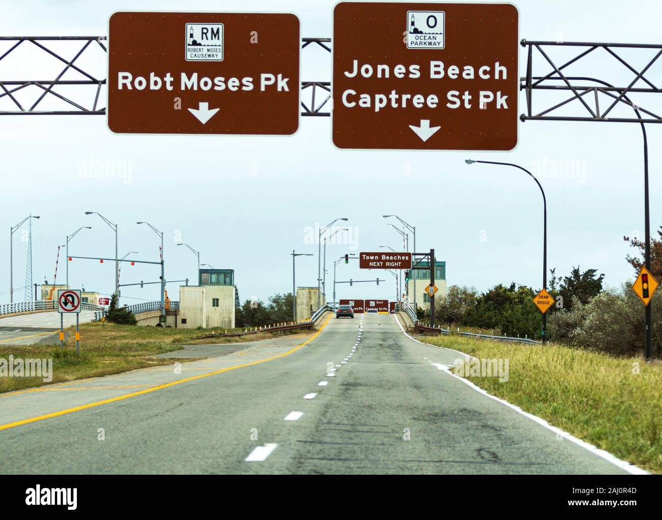 Street signs directing cars to Robert Moses, Jones beach and Captree ...