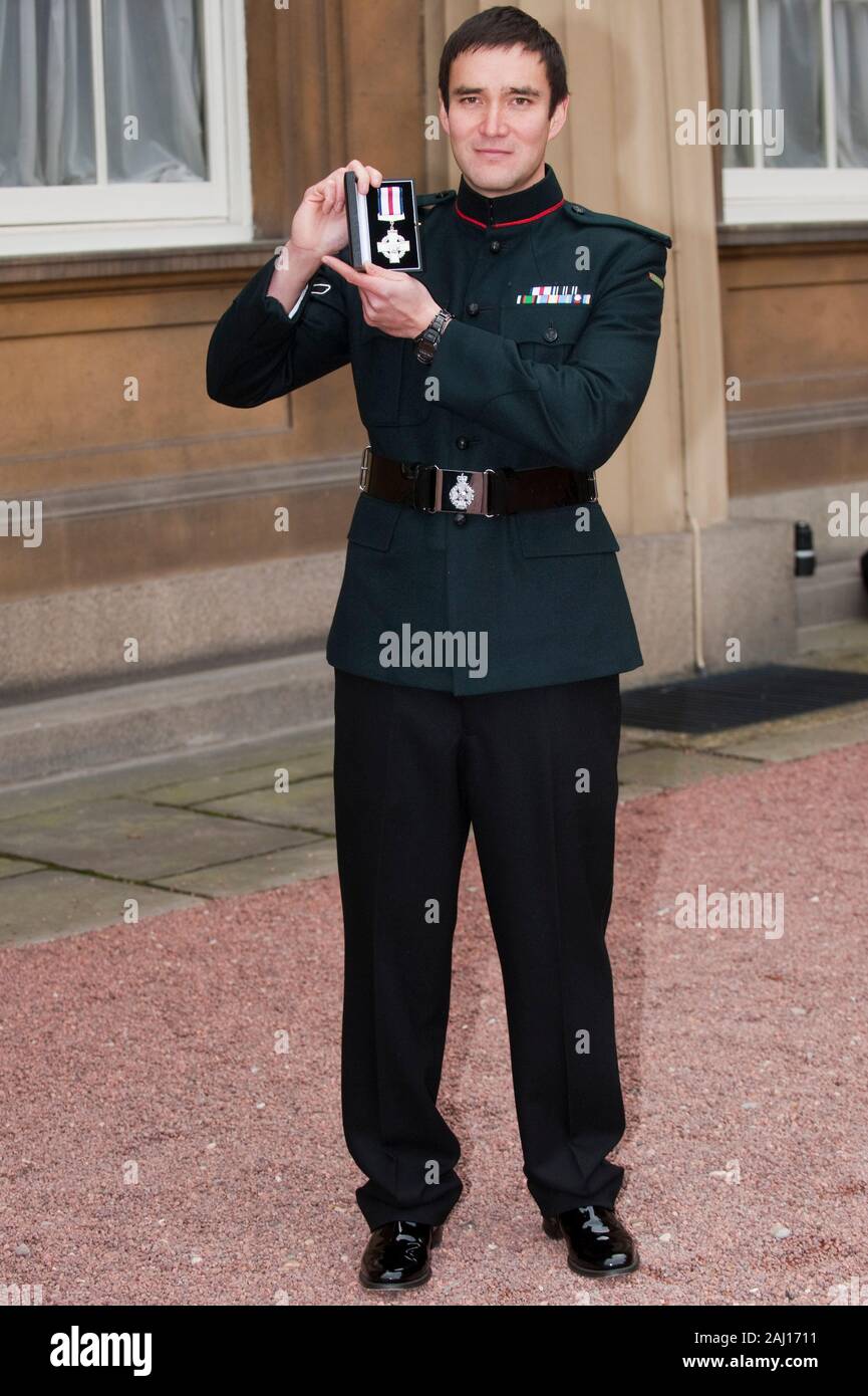 Lance Corporal James McKie from The Rifles Regiment who received a ...