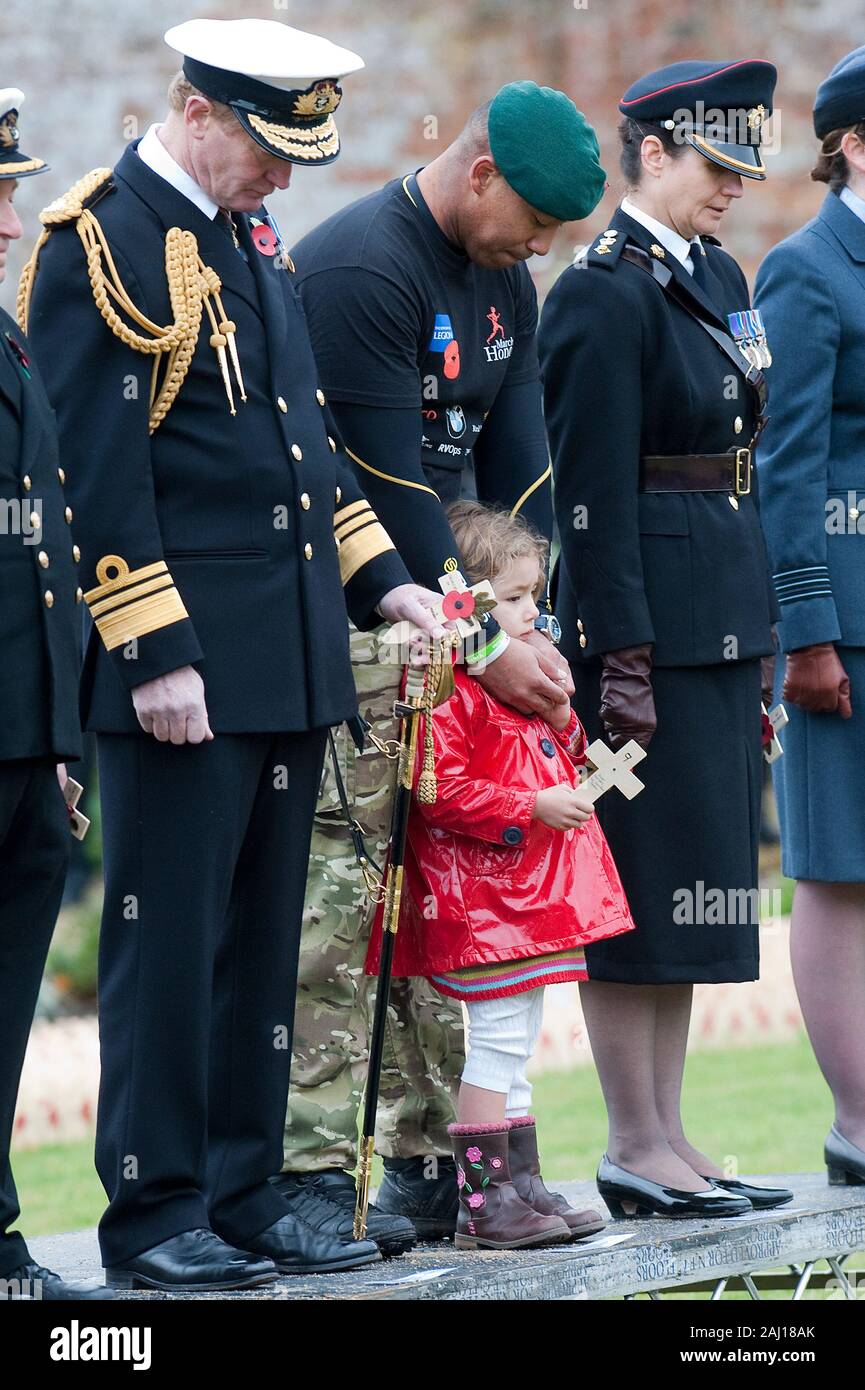 Prince Harry officially opens the Wootton Bassett field of remembrance ...