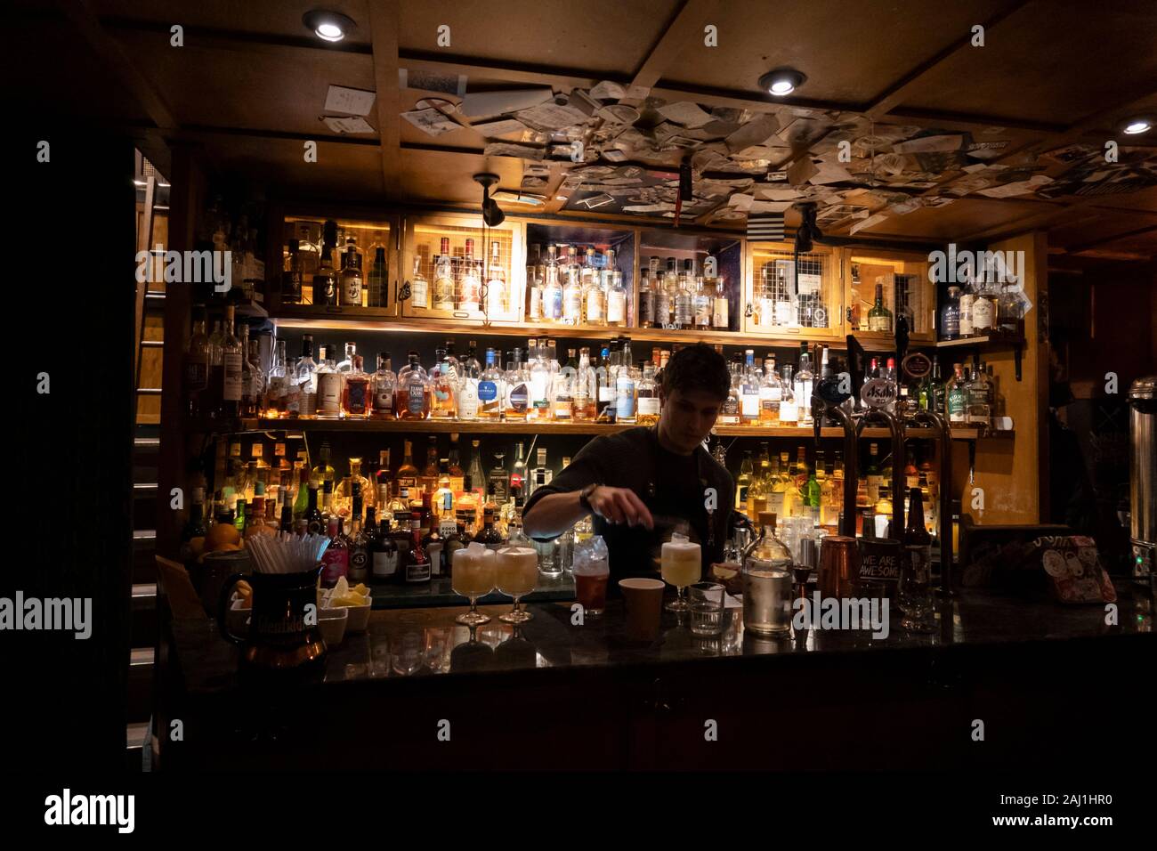 Hideout bar hi-res stock photography and images - Alamy